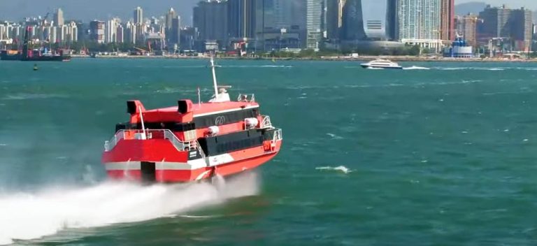Jetfoils: Soaring Above the Waves and Revolutionizing Coastal Commutes ...